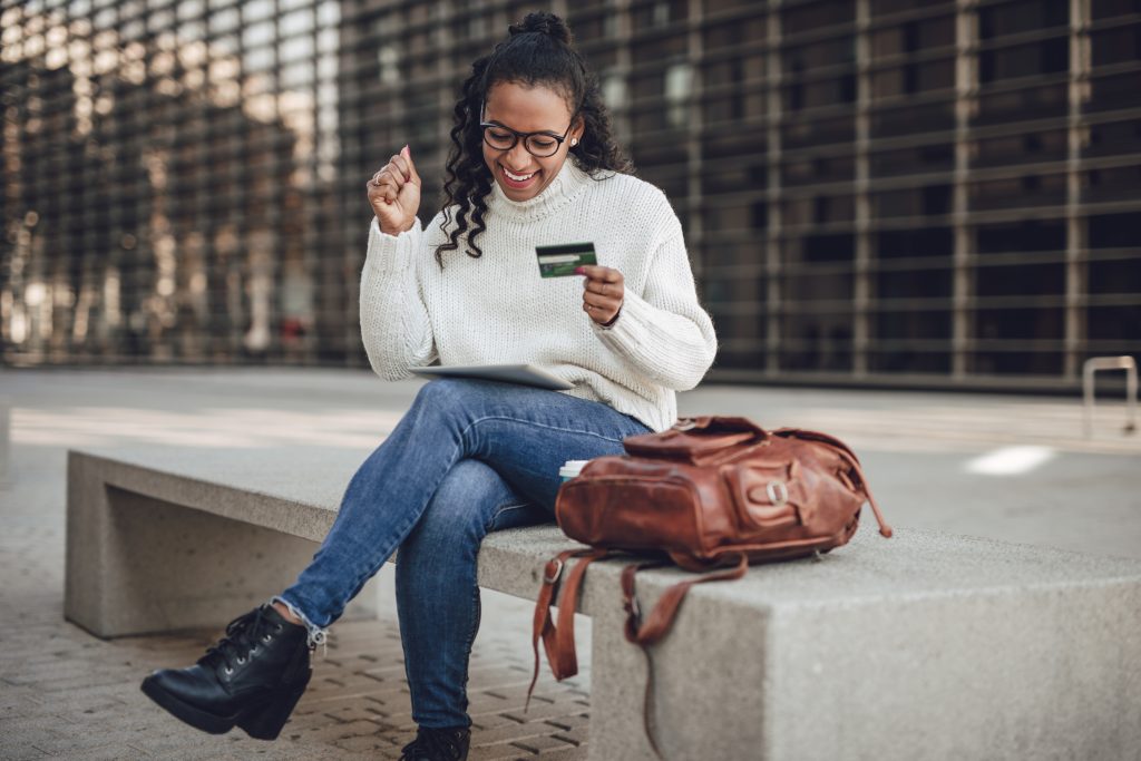 Limited-time Offer: Earn $100 In Cash And Cash-back Rewards With These ...
